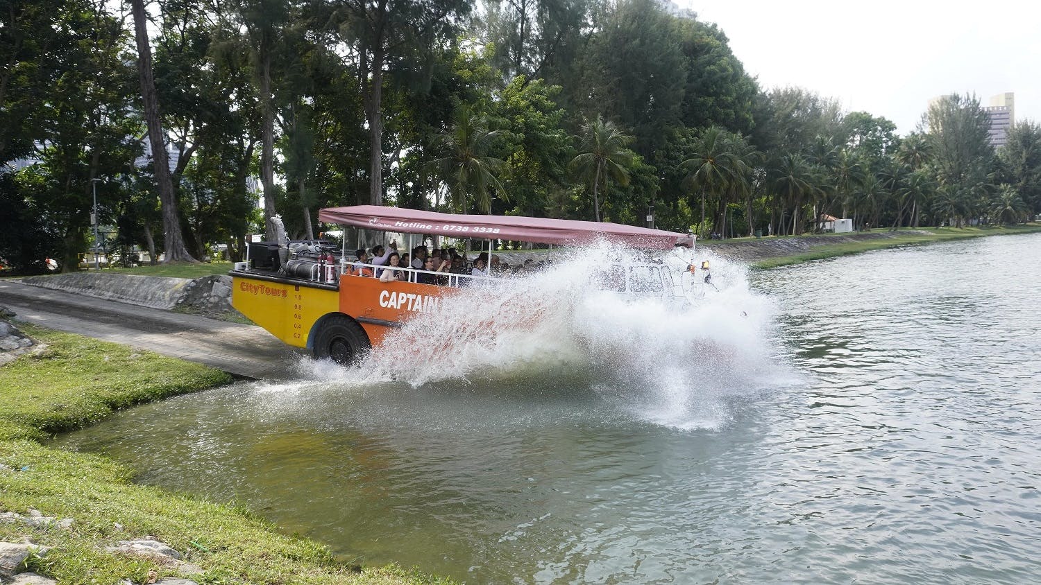 Captain Explorer DUKW® Tour in Singapore | Save up to 10% OFF | Thrillark